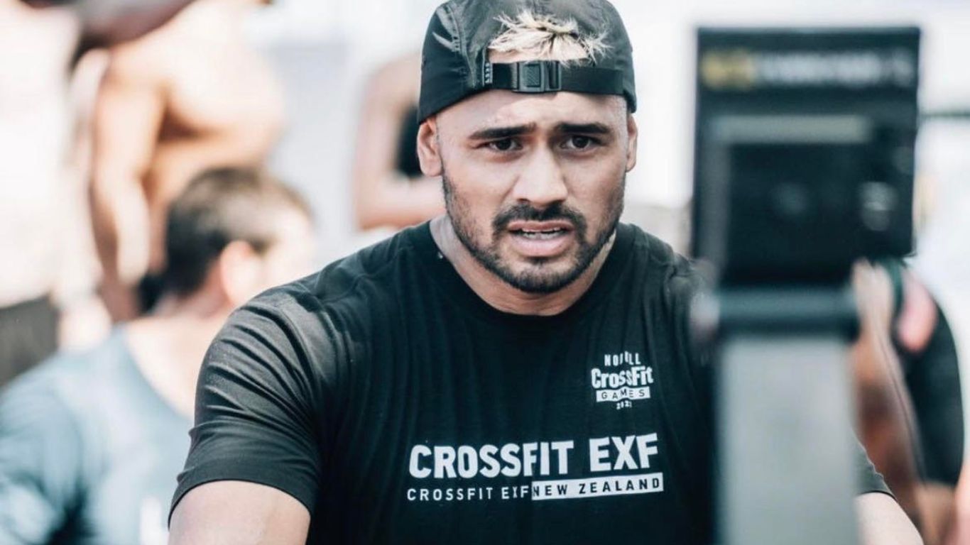 Sights set on world stage - Our Logan